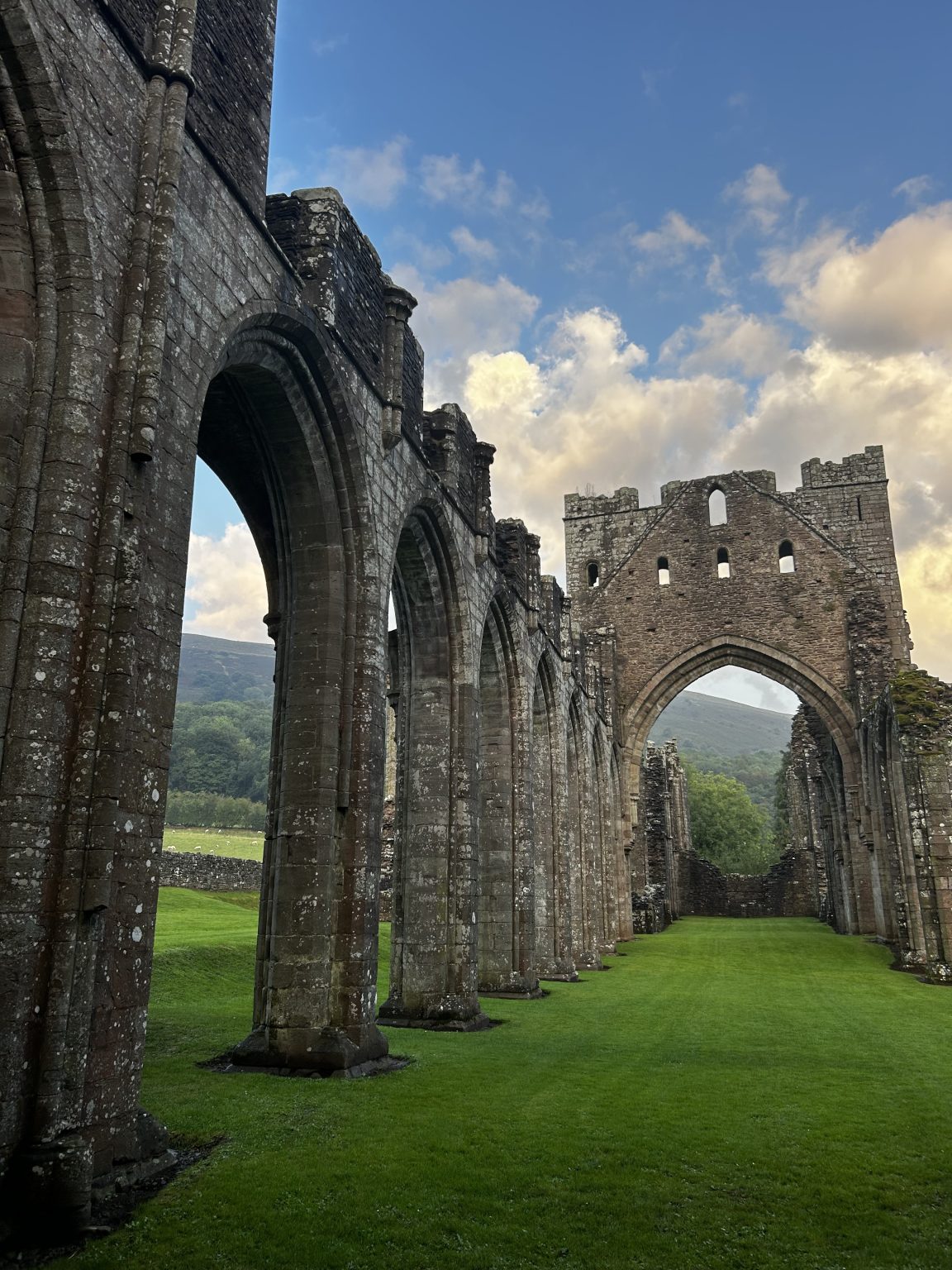 Llanthony Priory