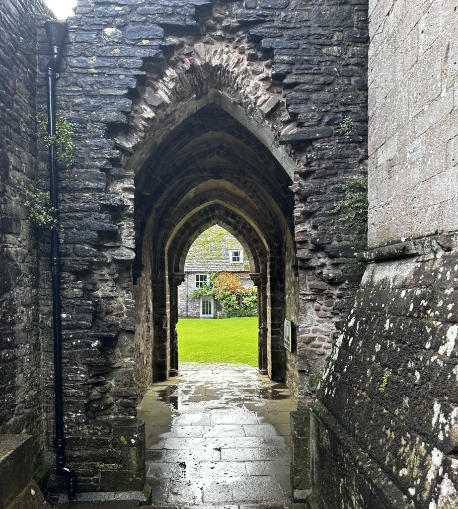 Llanthony Priory